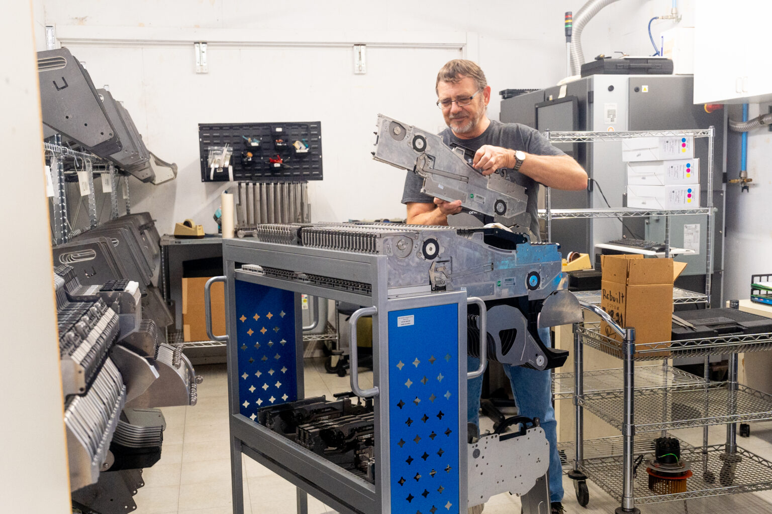 Manufacturing Labels: 7 Key Ways to Streamline Production